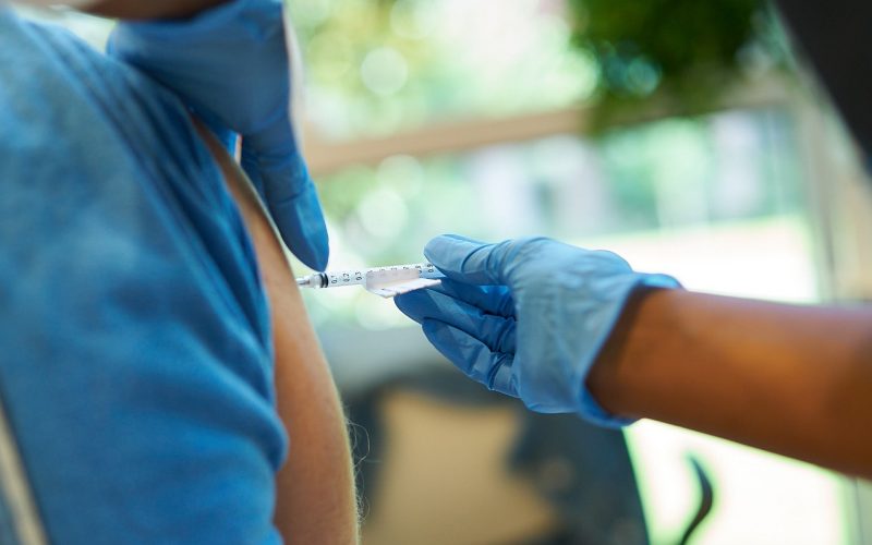 COVID-19 vaccine side effects: How common are they? - St. Jude Children ...