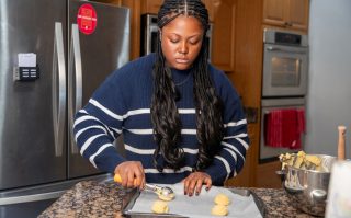 Elani’s custom cookies are her family’s newest Christmas tradition - St ...