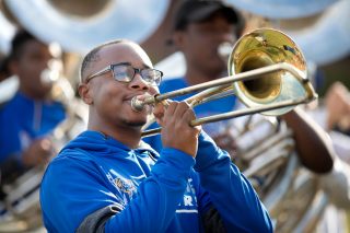 St. Jude Patient Javon Shines on Game Day In Memphis - St. Jude Inspire ...