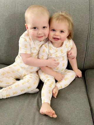 Often dressed like her St. Jude doctor, Maizy faces leukemia with ...