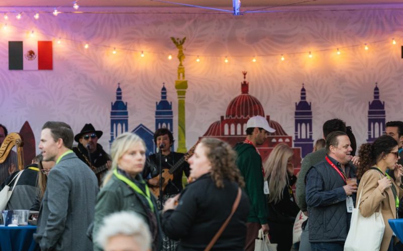 Guest Lounges - Dream Chicago - St. Jude Children’s Research Hospital