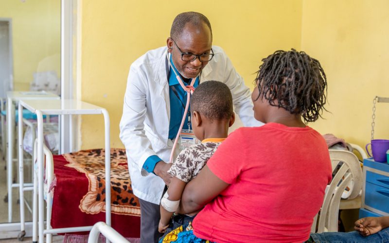 St. Jude helps send free medicine to childhood cancer patients in ...