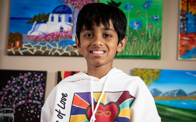 13-year-old Chicago artist on mission to help St. Jude kids, one ...